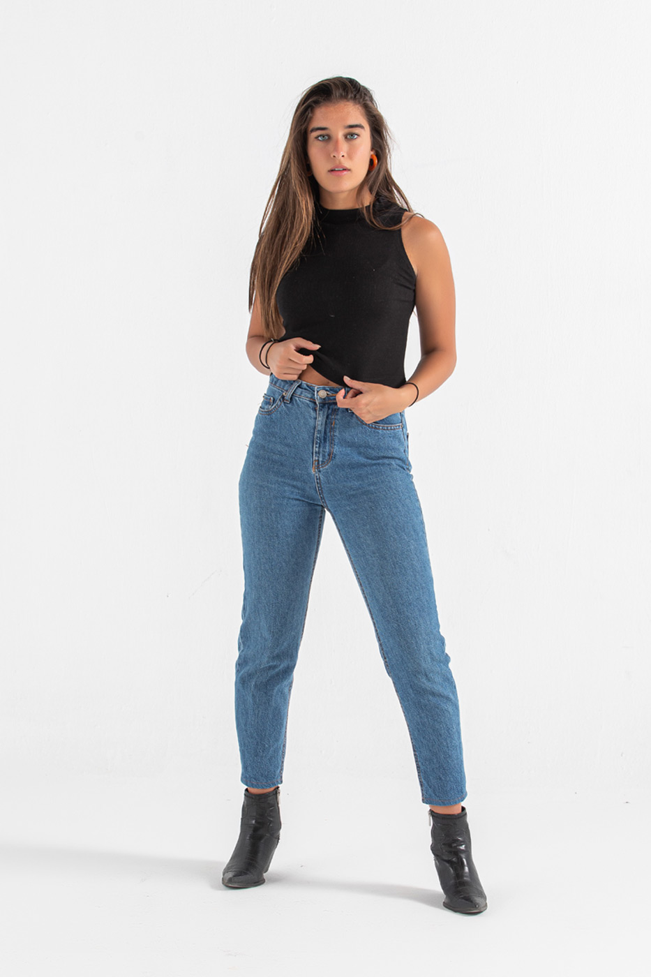 Essential Basic Top - DC OUTLET - Dress Code