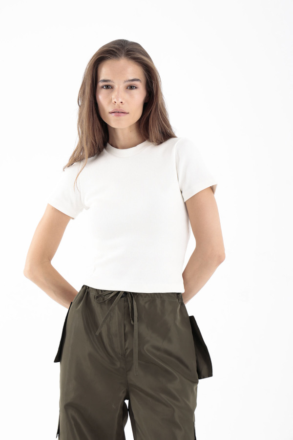 Ribbed Basic Top In White From Dresscode in Egypt